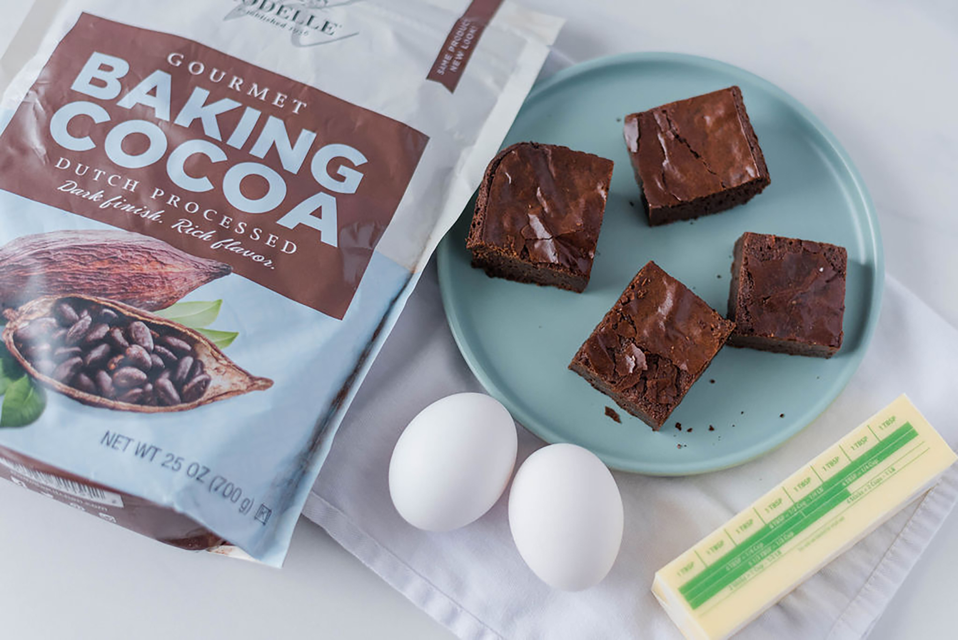 Meet Jeney Christensen, Empress of Joy, and founder of Peney Cakes ...